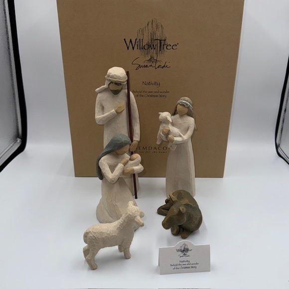 Willow Tree | Holiday | Willow Tree Nativity Set Behold The Awe And ...